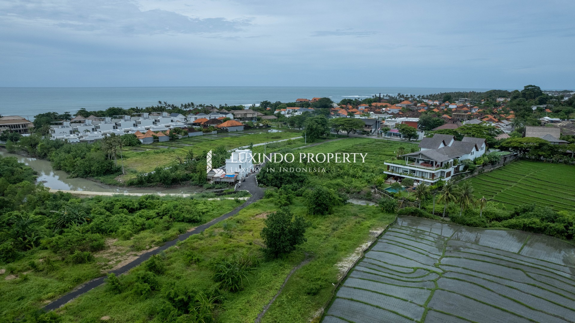 SESEH / PRIME 4 ARE LAND FREEHOLD (FHL522) | Luxindo Property