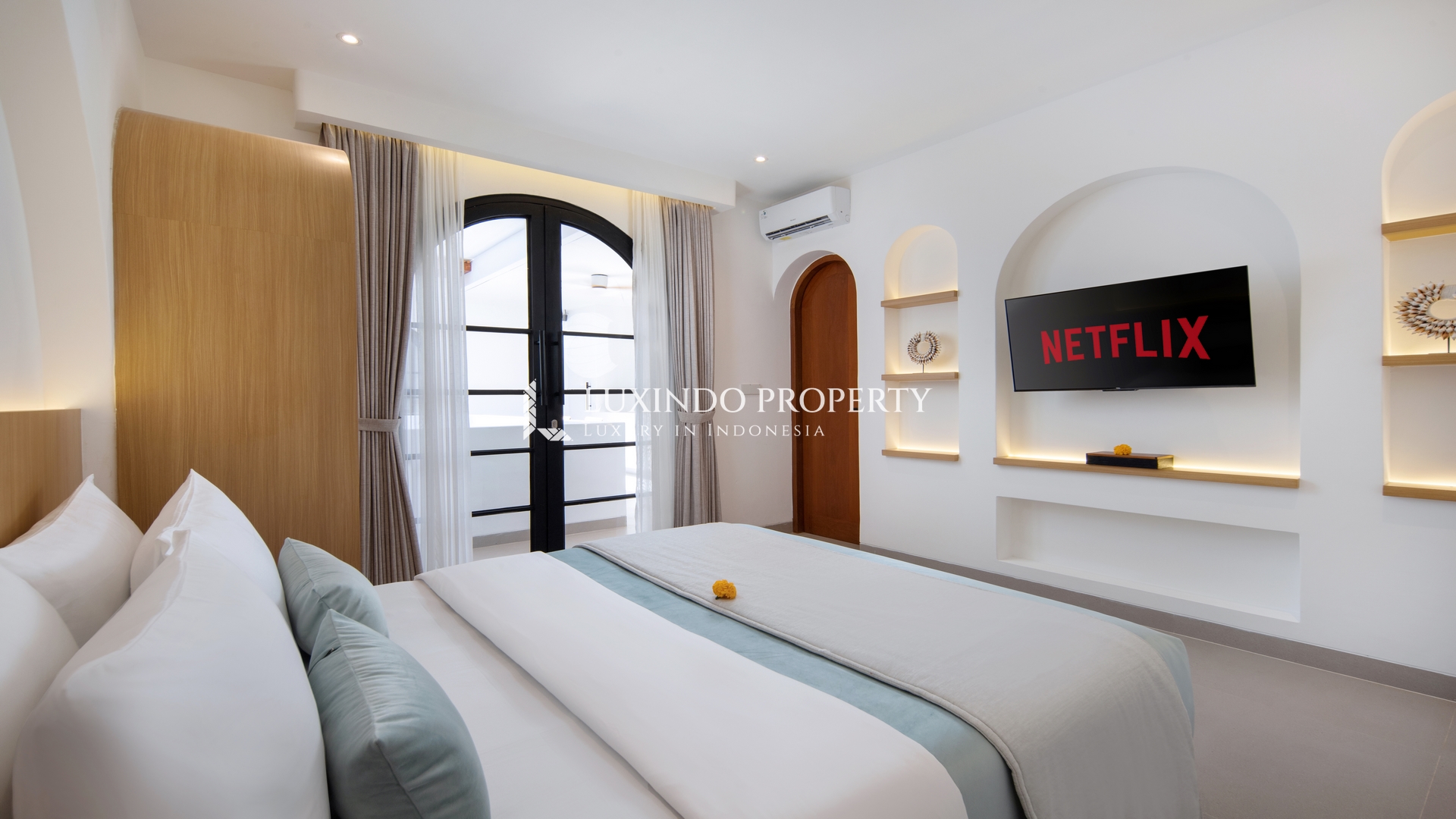 BERAWA - BRAND NEW MODERN VILLA (2 UNITS AVAILABLE) (FHV500) | Luxindo ...