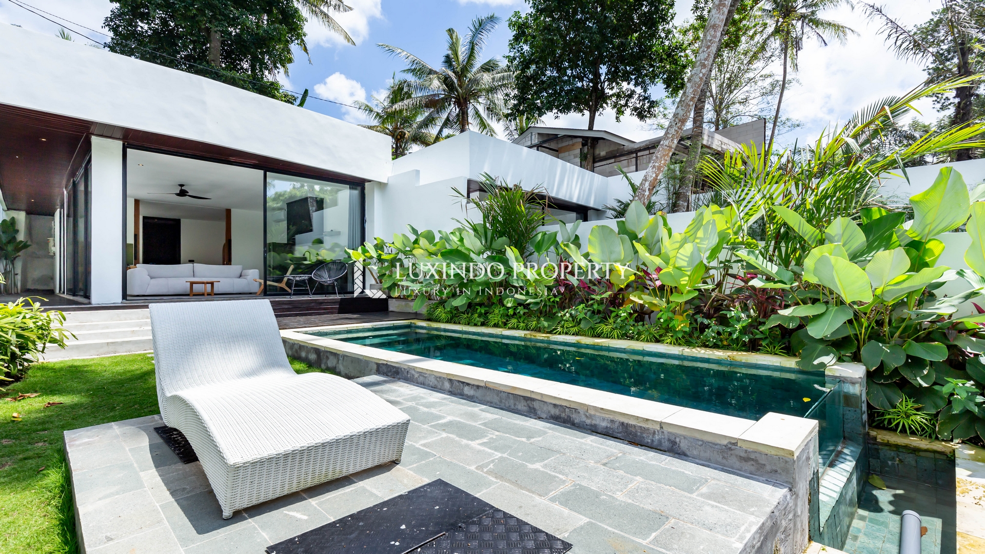 SINGAPADU - MODERN BRAND NEW RIVERSIDE VILLA (LHV979) | Luxindo Property