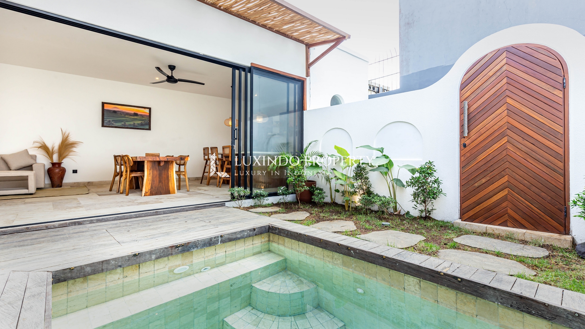 PECATU - 2 UNITS OF ESSENTIAL MODERN COMFORT VILLA FOR LEASE (LHV960 ...