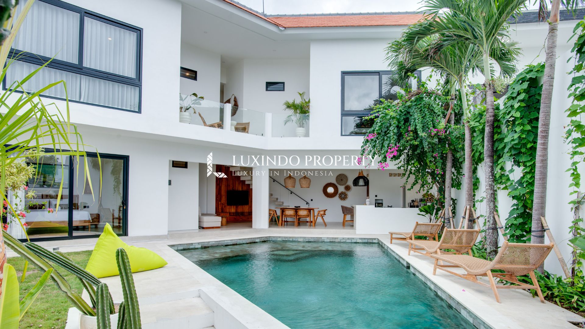 SESEH - PEACEFUL THREE BEDROOM VILLA STEPS FROM THE BEACH (LHV917 ...